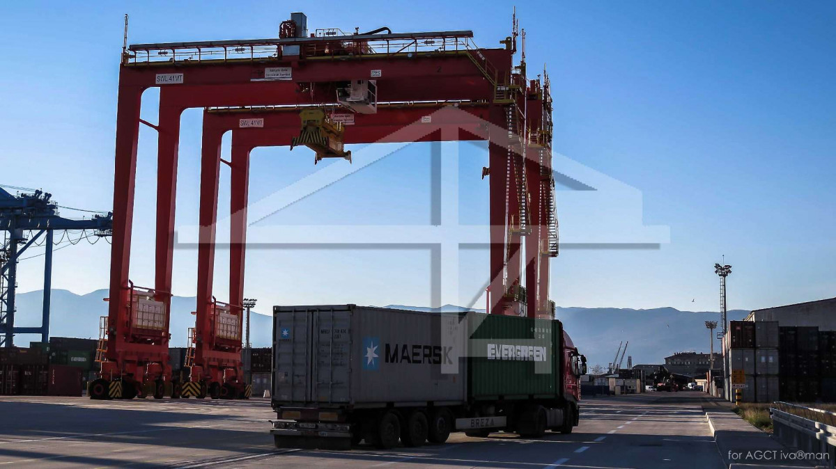 Operations on yard | Adriatic Gate Container Terminal